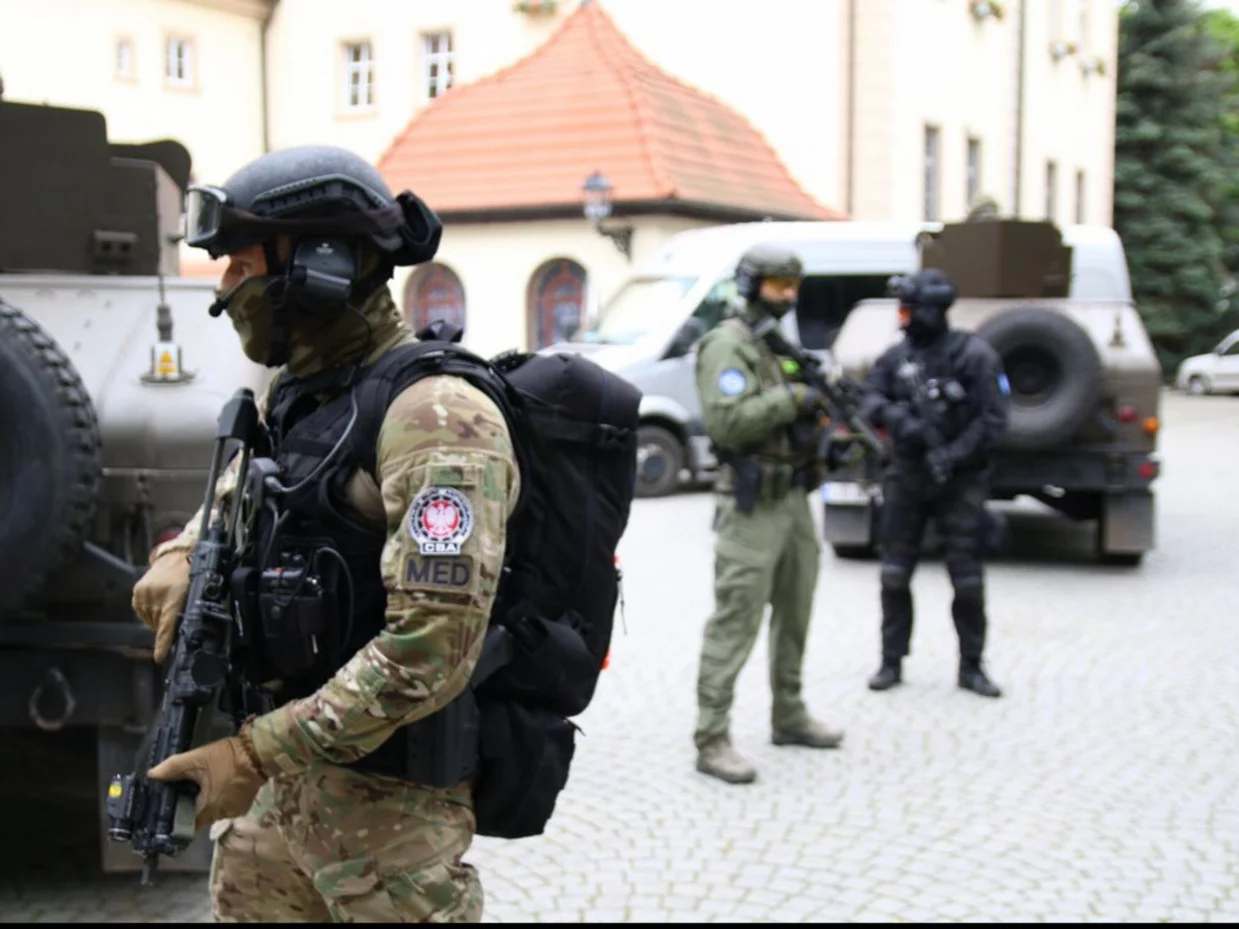 Janusz P zatrzymany Duża akcja CBA Wprost