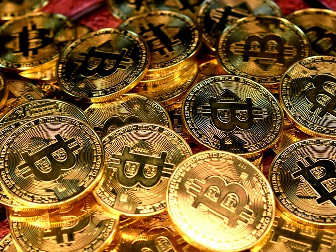 Kursy walut 29 maja 2026. Po ile dolar, euro, frank i funt? – Biznes Wprost