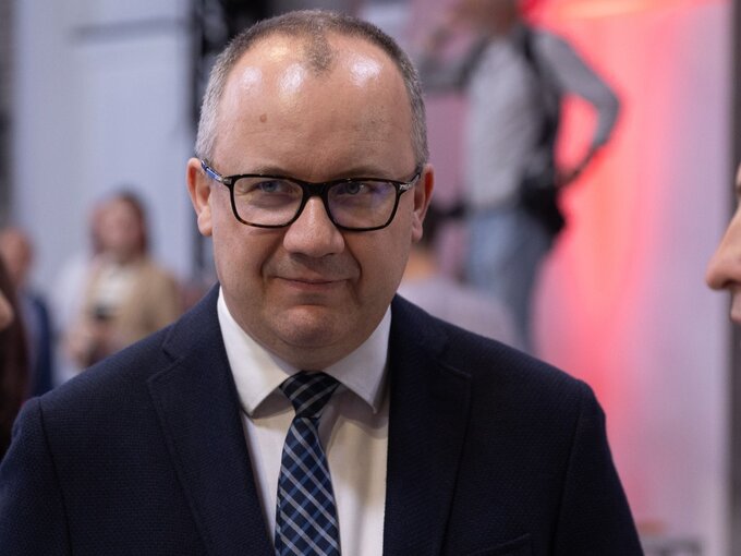 Policja przed domem Ziobry. Chodzi o przymusowe doprowadzenie – Wprost