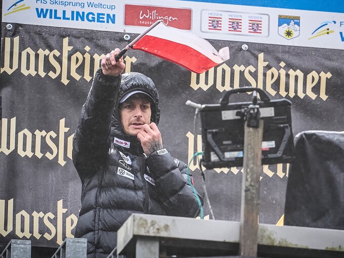 Aleksander Zniszczoł najlepszym polskim skoczkiem. Ważne słowa Jana ...