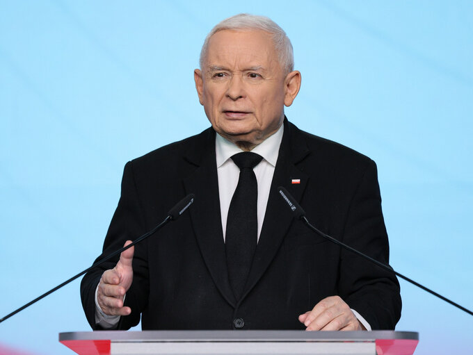 Prof. Dudek o Nawrockim: Kandydat z bagażem ryzyka dla demokracji – Wprost