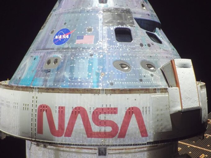 Chiny lecą na Księżyc. W planach elektrownia jądrowa i kopalnie ...