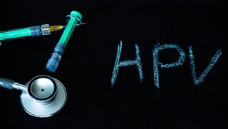 Choroba Peyroniego (stwardnienie plastyczne prącia) – przyczyny, objawy ...