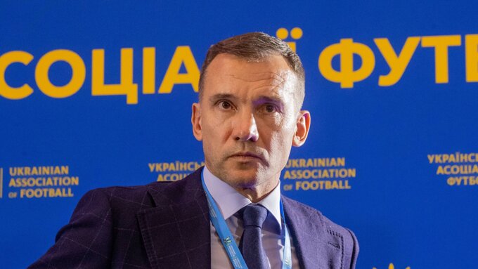 Euro 2024: Kim jest Taras Romanczuk? Dlaczego gra dla reprezentacji ...