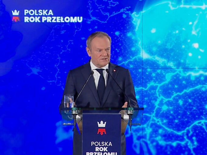 Najnowszy sondaż prezydencki. Trzaskowski i Mentzen w górę, Nawrocki i Hołownia w dół – Wprost