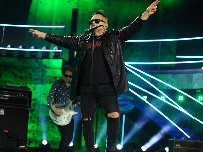 Z T.Love odchodzi Jan Benedek. Muniek Staszczyk ujawnia kulisy ...