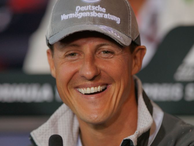 Michael Schumacher robi postępy w rehabilitacji. Żona potwierdził ...