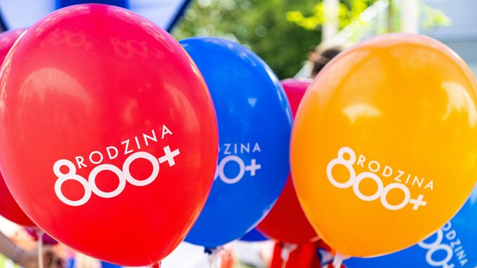 ZUS: Waloryzacja świadczeń ZUS w marcu 2026 – nowe stawki dla seniorów ...