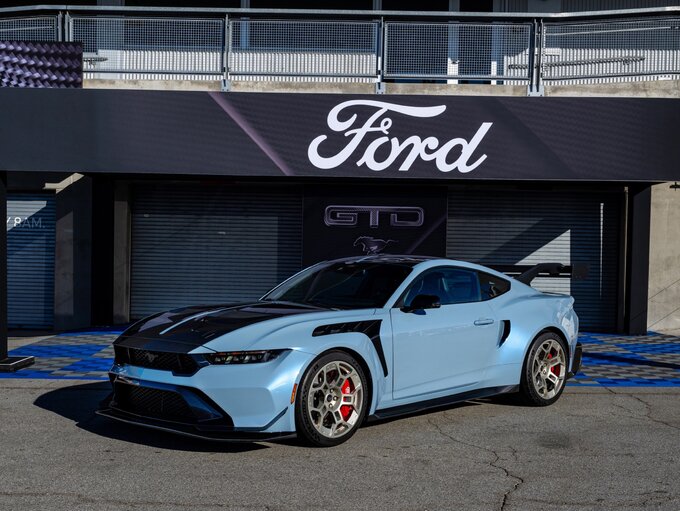 Mazowieckie. Ford Mustang zasili policyjną flotę. Auto skonfiskowano ...