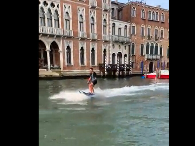 Acqua alta wdarła się do Wenecji. Najcenniejsze zabytki zagrożone – Podróże Wprost