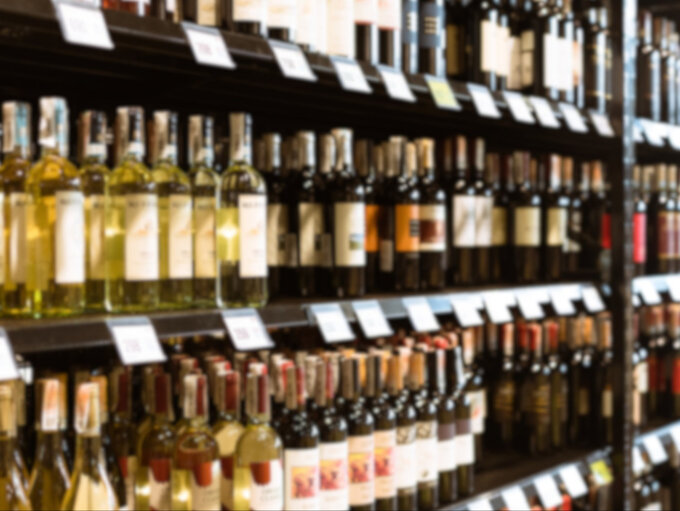 Zakaz sprzedaży alkoholu na stacjach paliw. Branża ostrzega przed podwyżkami – Biznes Wprost