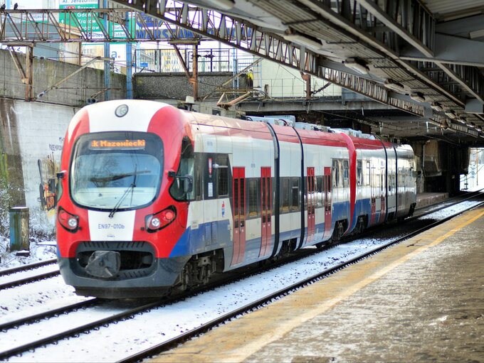 Nowy symbol przy stacjach pociągów PKP Intercity. Co oznacza? – Podróże ...