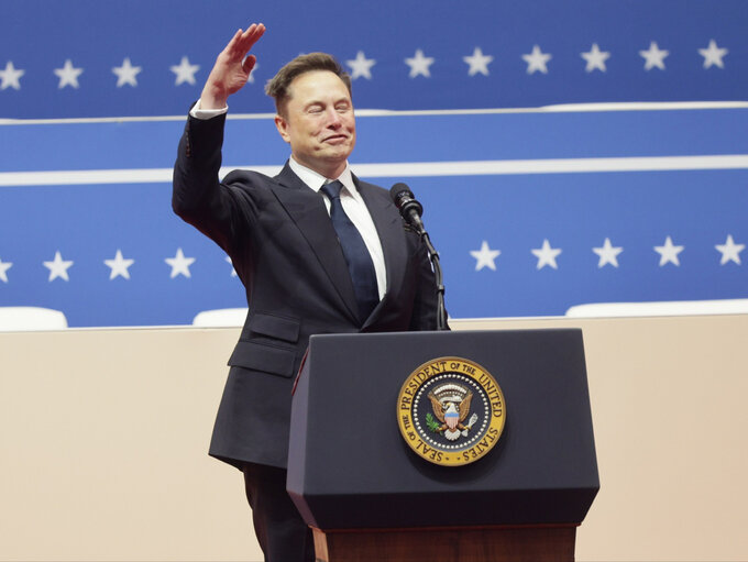 "Heil Tesla". Aktywiści atakują Muska. Ten odpowiada z ...