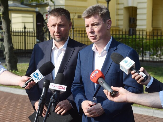 Tusk komentuje sprawę Wawrzyka. „To jak w soczewce polityka PiS-u” – Wprost