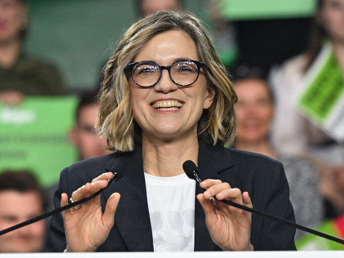 Sondaż. Trzaskowski liderem. Nawrocki z dużym spadkiem – Wprost