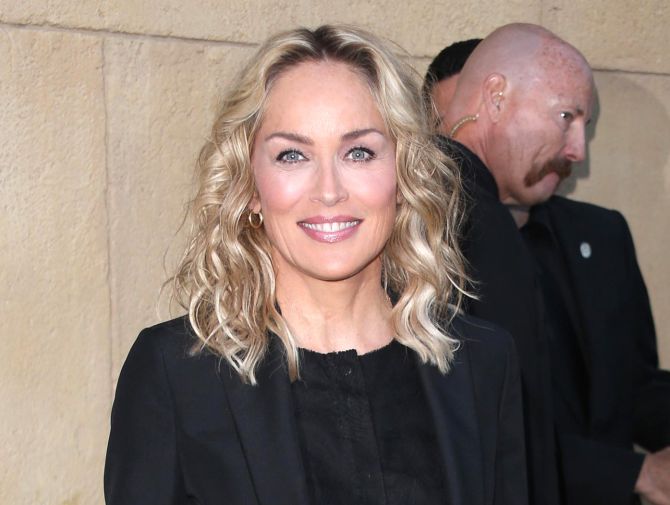 Sharon Stone w polskim Sejmie – Auto / Moto