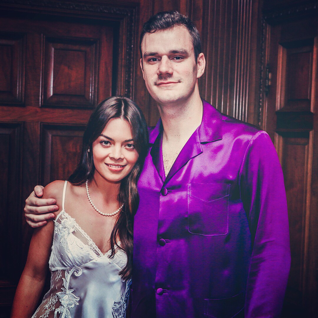 Cooper Hefner, Scarlett Byrne i ich córka Betsy Rose Hefner - galeria