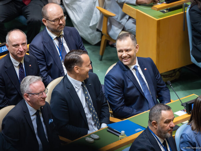 Sikorski zachwycił w USA. Tak oceniono wystąpienie szefa MSZ – Wprost