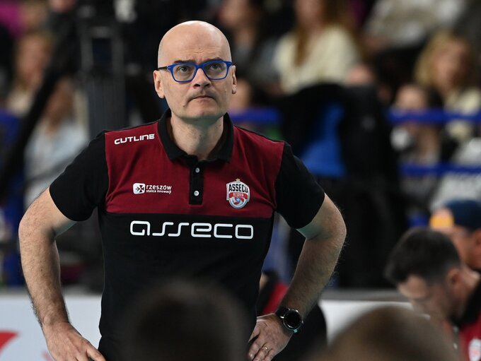Wilfredo Leon i Kamil Semeniuk ze złotym medalem. Perugia na tronie ... Wilfredo Leon i Kamil Semeniuk ze złotym medalem. Perugia na tronie ...