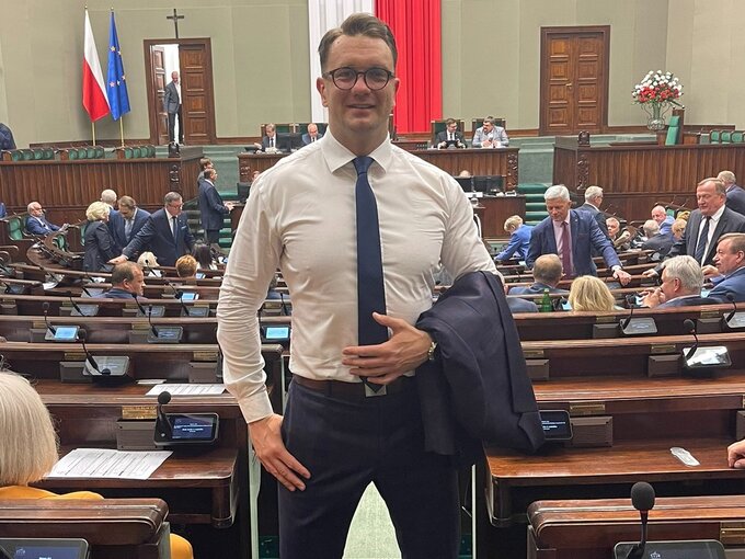 „Prezydenckie zero”. Stanowski przyznał, ile zebrał podpisów. Wskazuje ...