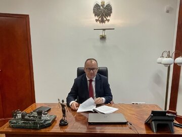 Zawieszenie trojga sędziów. Bodnar wszczął procedurę odwołania z ...