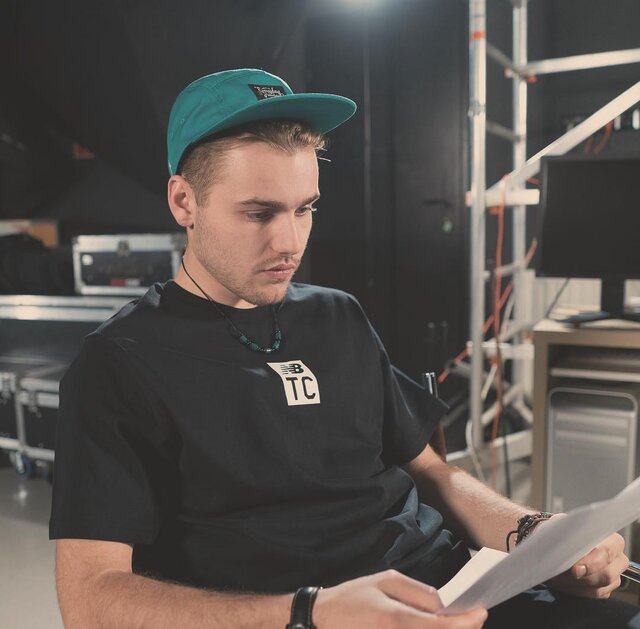 Ajgor Ignacy prosi internautów o pieniądze Liczy na 40 tys. zł miesię ...