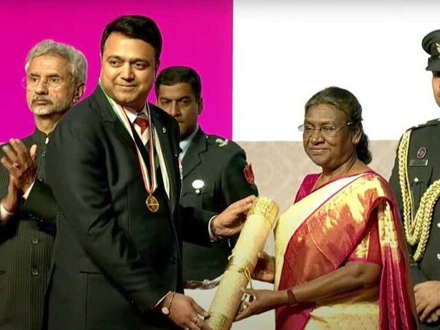 Amit Lath z nagrodą prezydent Indii. Pomógł w ewakuacji 6,5 tys. studentów z Ukrainy – Biznes Wprost