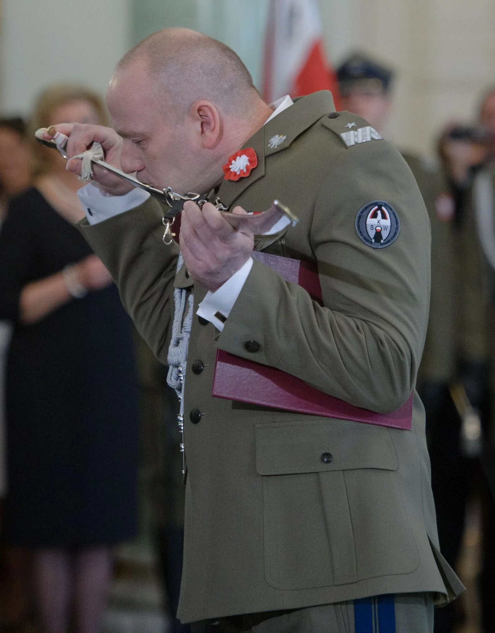 Były szef SKW ujawnia nietypową rozmowę z posłem PiS – Wprost