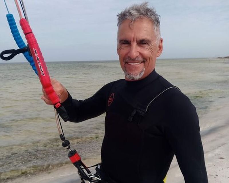 Zmarł Cliff Simon, aktor i sportowiec z RPA. Grał w „Gwiezdnych wrotach ...