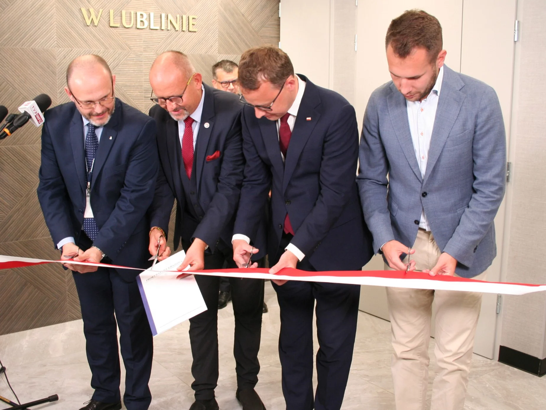 Politycy PiS nielegalnie drukowali banery? Sprawa ma dotyczyć Obajtka ...