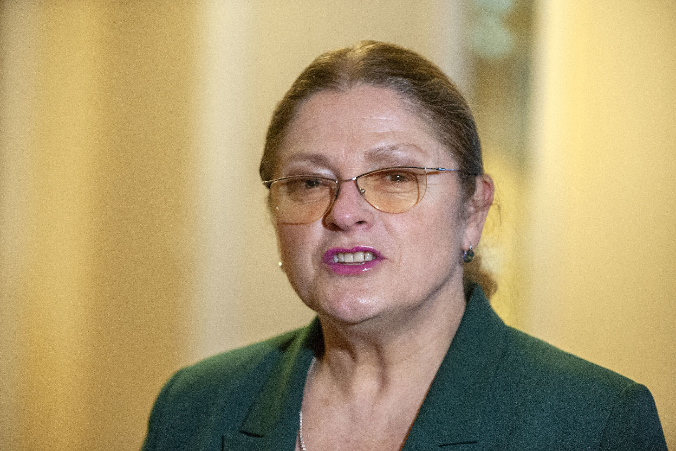Krystyna Pawłowicz twierdzi, że TVN „pompuje” Konfederację