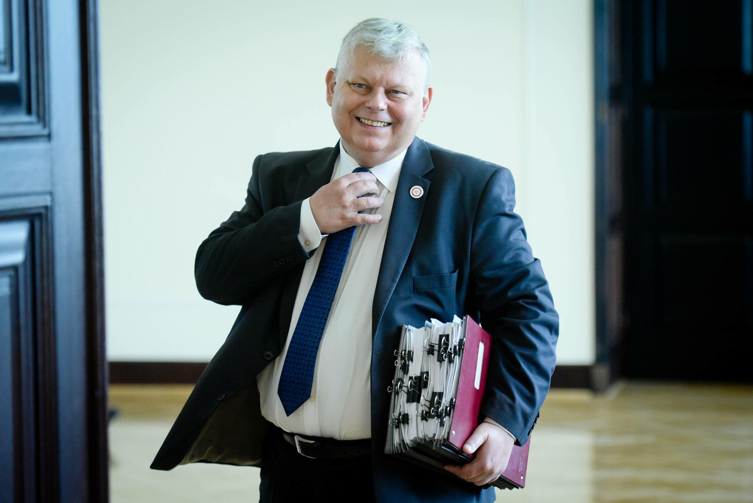 Marek Suski chwali kupno lotniska w Radomiu. Twitter kipi od żartów