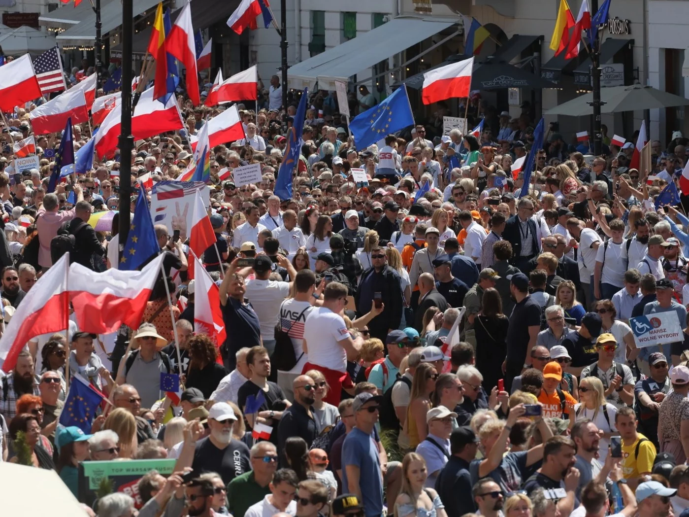 Obraz wart tysiąca słów. Nowe emocje po marszu 4 czerwca, PiS wyraźnie ...