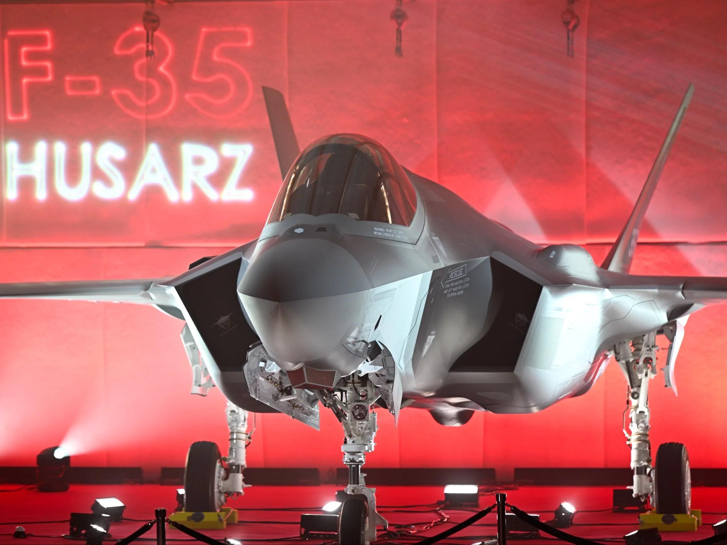 Oto F-35A Husarz. Bojowym myśliwcem będą latać polscy piloci – Wprost