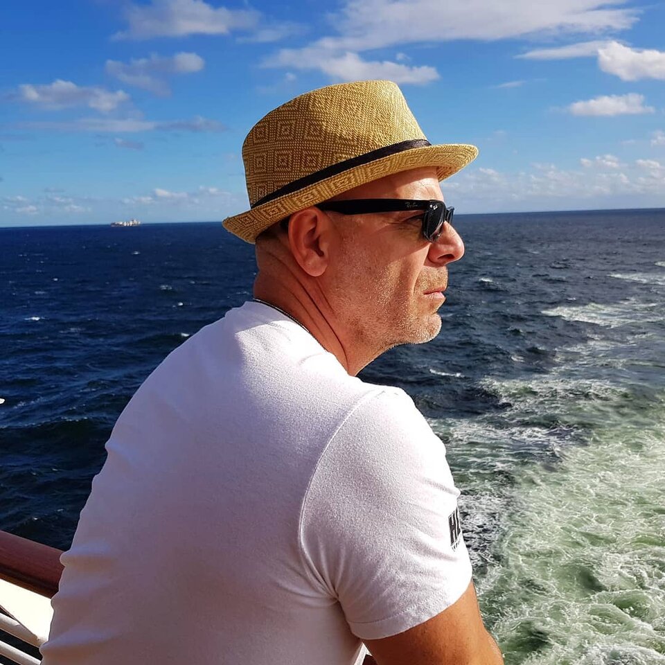 Wygląda jak Bruce Willis. Pablo Perillo jest sobowtórem aktora ...