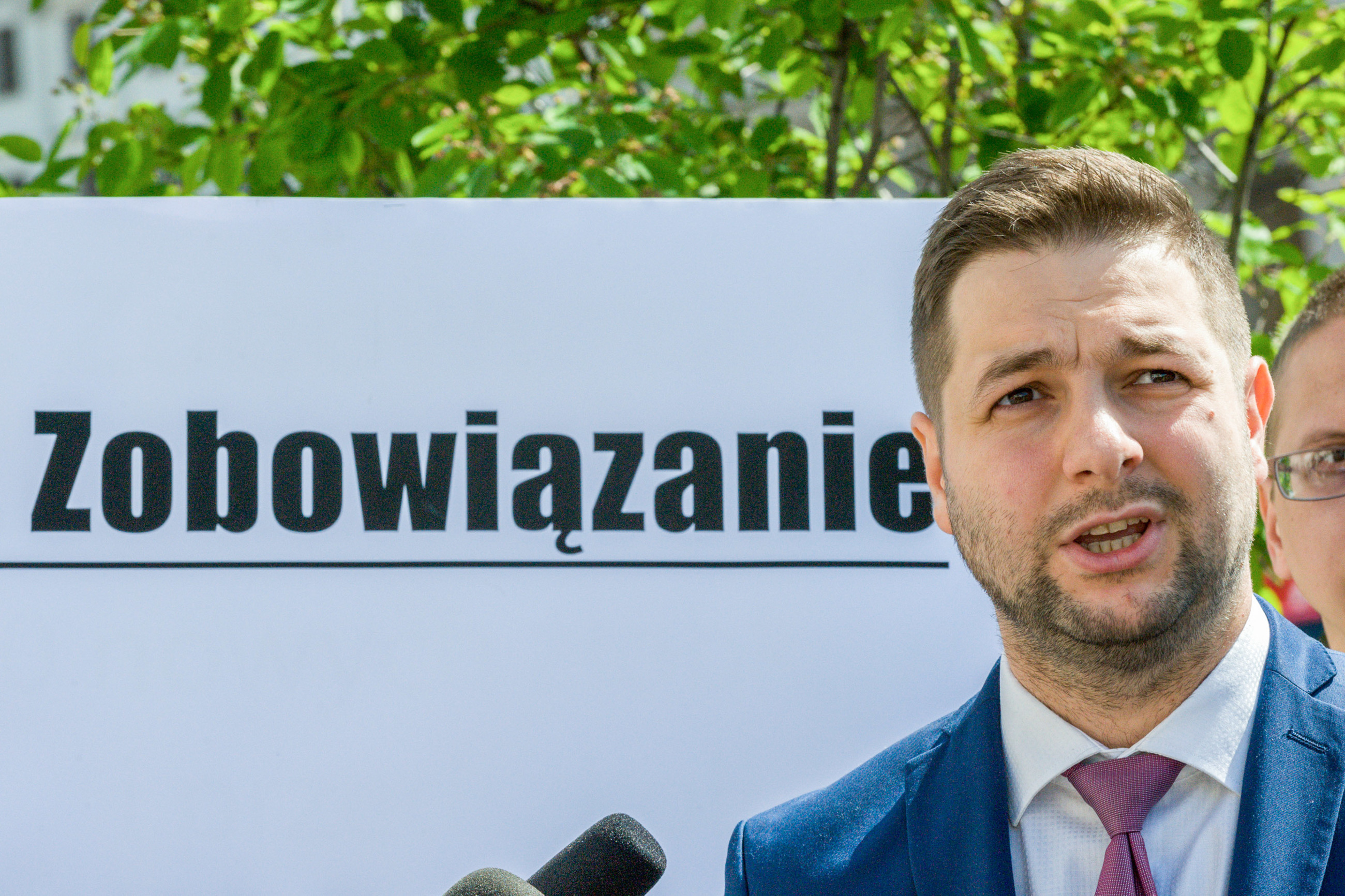 Warszawa. Patryk Jaki narzeka na media w TVP Info – Wprost