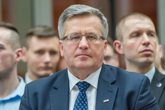 "Polska Racjonalna kontra Polska Radykalna". Komorowski w nowym s – Sport Wprost