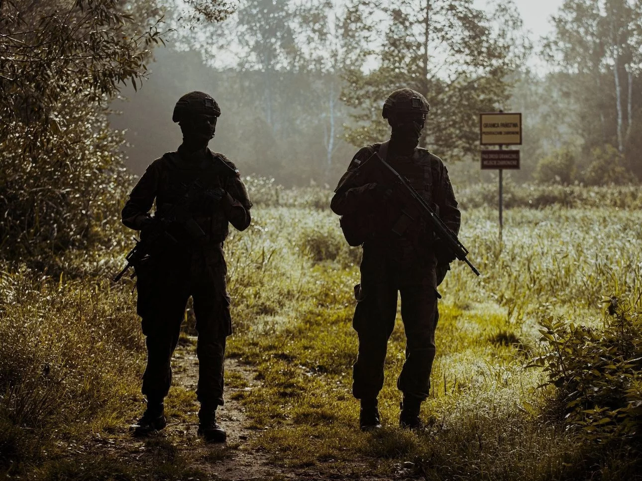 Strzelanina, skażenie, okupacja. Nowe wytyczne dla obywateli od MSWiA – Wprost