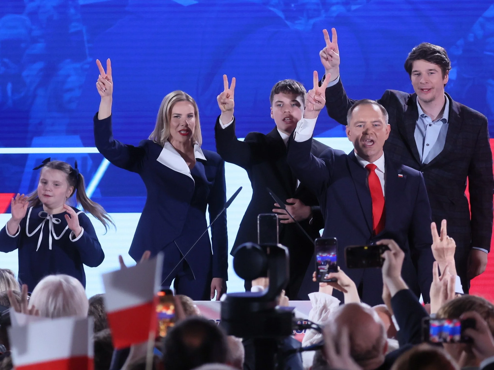 Syn Nawrockiego o siostrze Kasi. „Dodawała uśmiechu” – Wprost